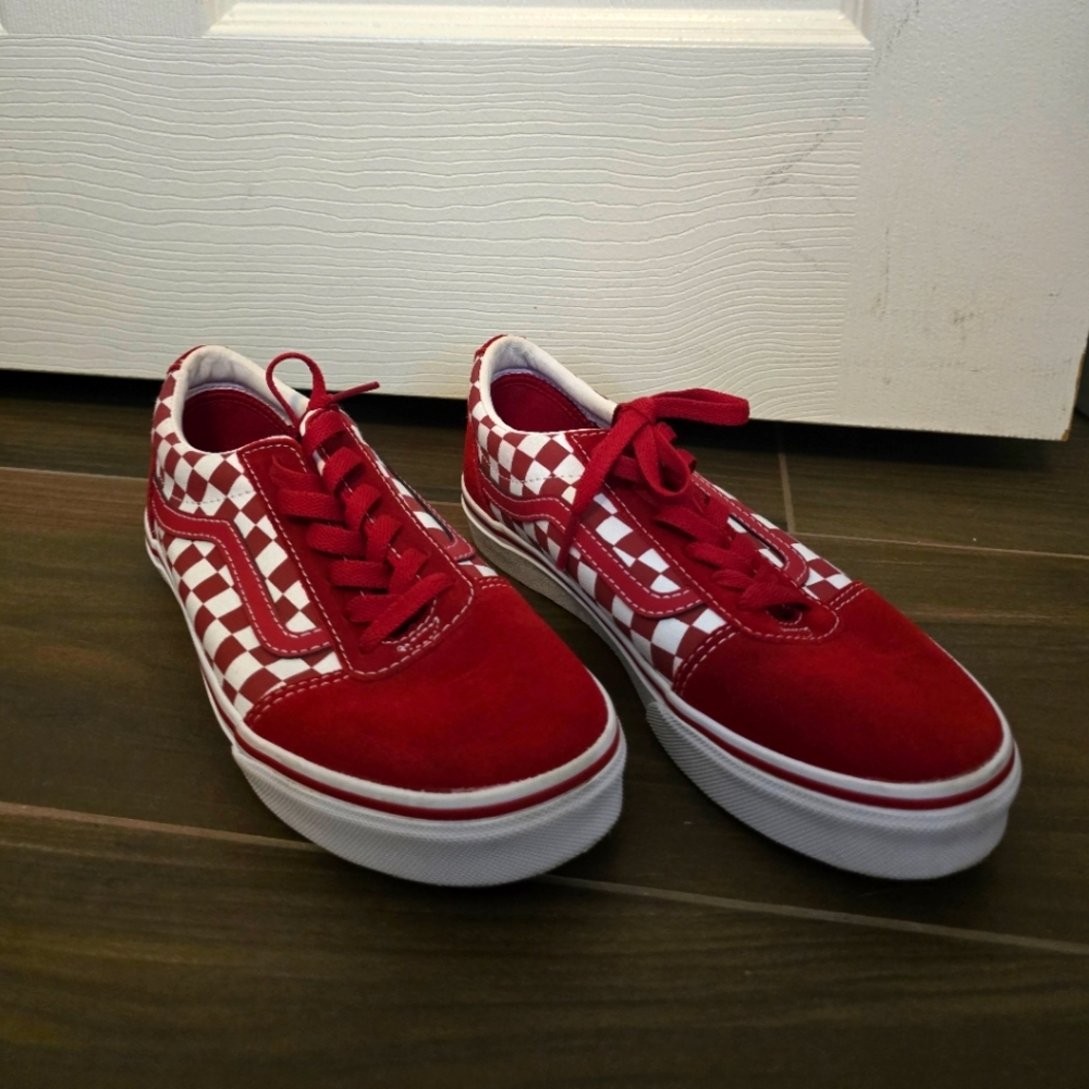 Vans Red Checkered Sneakers - Gem